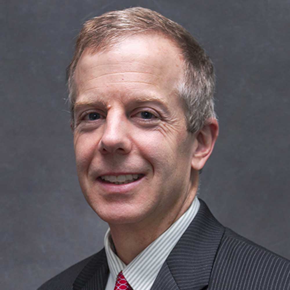 Chris Hood | Apartments.com